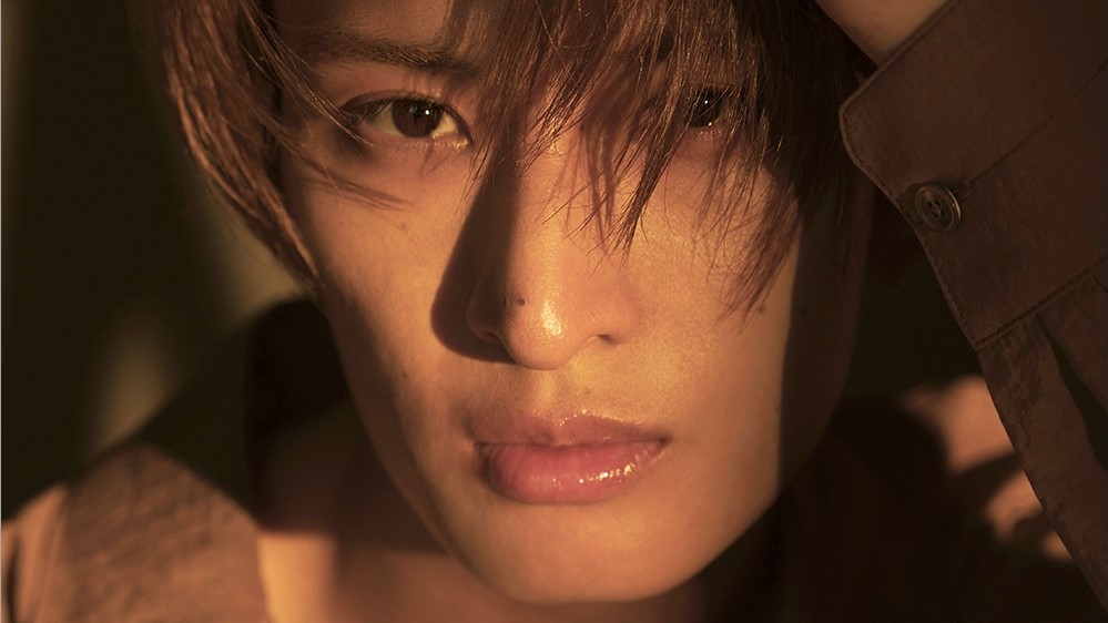 8/18発売「BARFOUT! バァフアウト! 2023年 9月号」Snow Man 向井康二 表紙 | Snow Man 最新情報まとめ